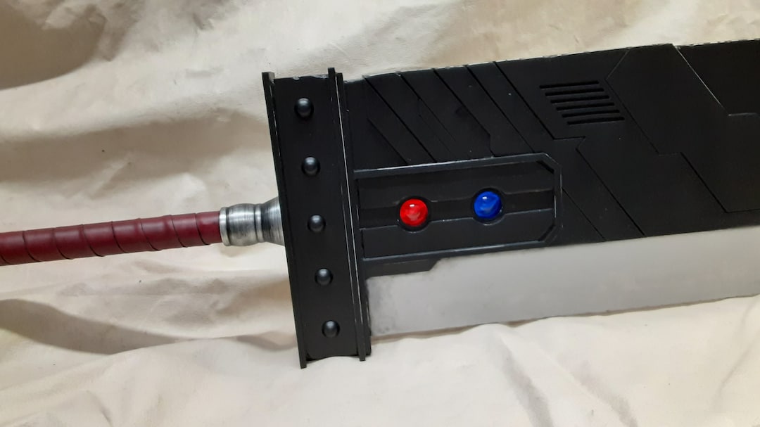 Commissioned/ Custom Made Metal Cloud Strife FFVII Original Remake ...