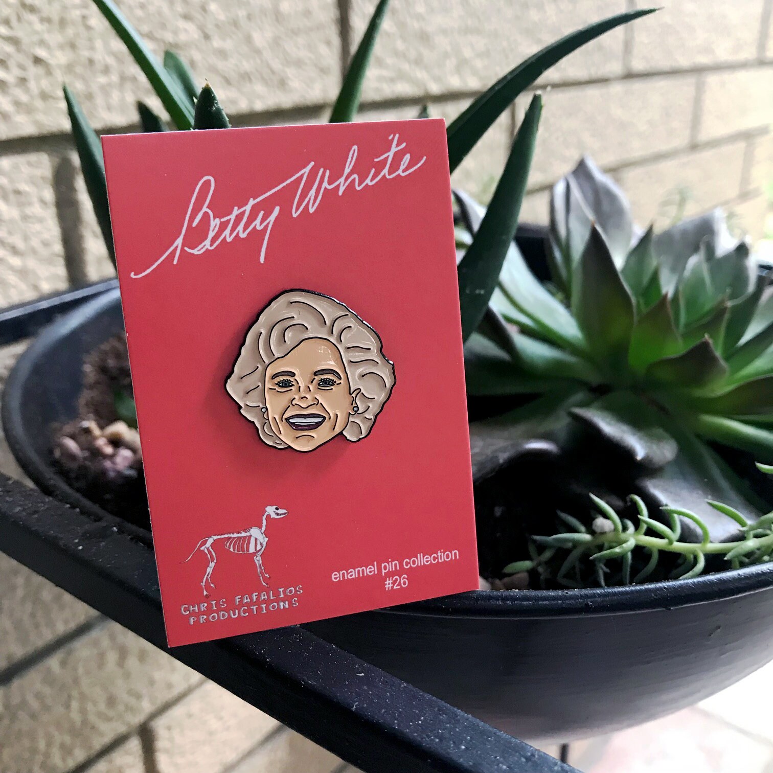 Betty White Enamel Pin – Limited Edition, Golden Girls Fan Gift - Etsy