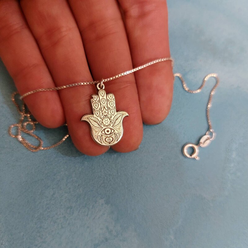 Hand of Fatima Necklace - Etsy