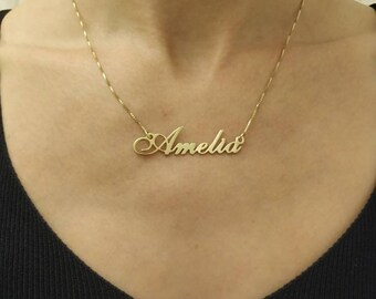 Amelia necklace store