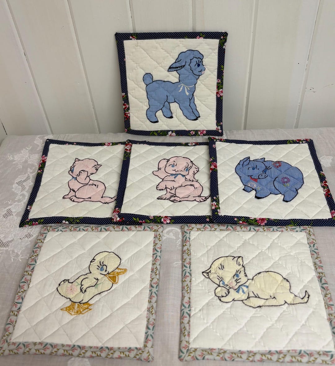Vintage Quilt Pot Holders, Applique Farm Animals, Repurposed Kitchen ...