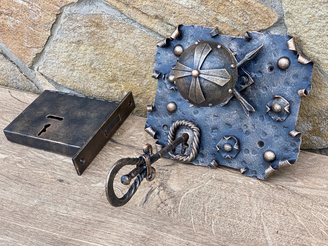 Medieval Lock, Key, Door Pull, Medieval, Door Hardware, Antique Door ...