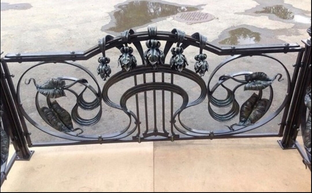 Stair Railing, Floral Decor, Balcony, Firelace Screen, Railing, Garden ...