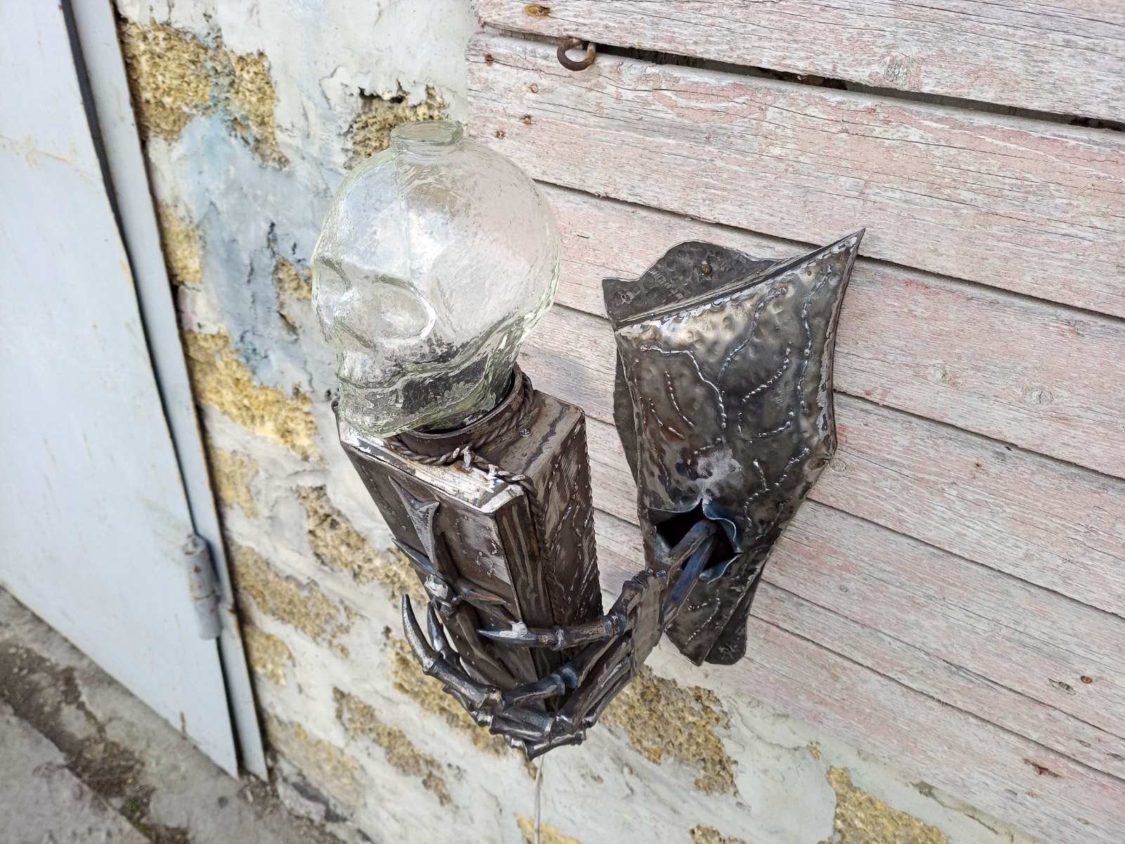 Skull sconce horror light wall sconce scary coffin | Etsy