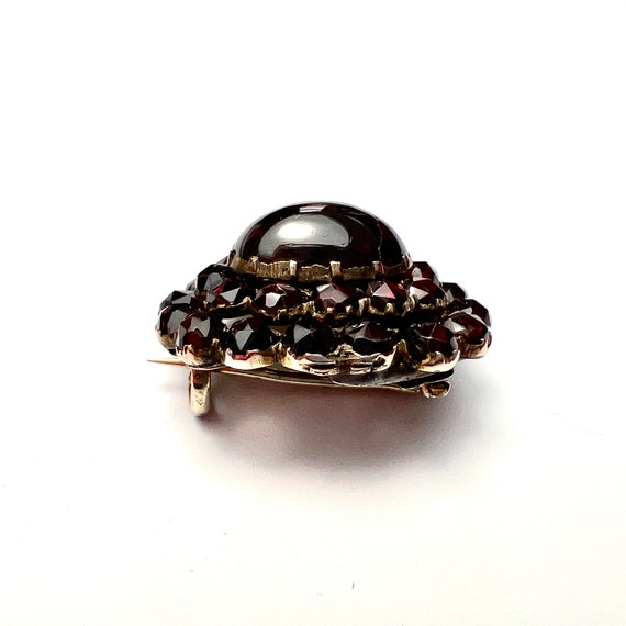 Antique Victorian Garnet Cluster Brooch • Cabochon/Ro… - Gem