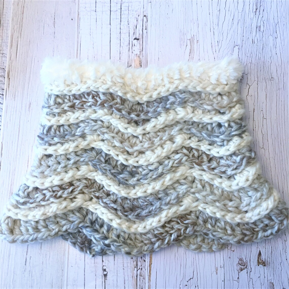 Easy Crochet Ripple Hat and Cowl Pattern Wavy Crochet Hat - Etsy