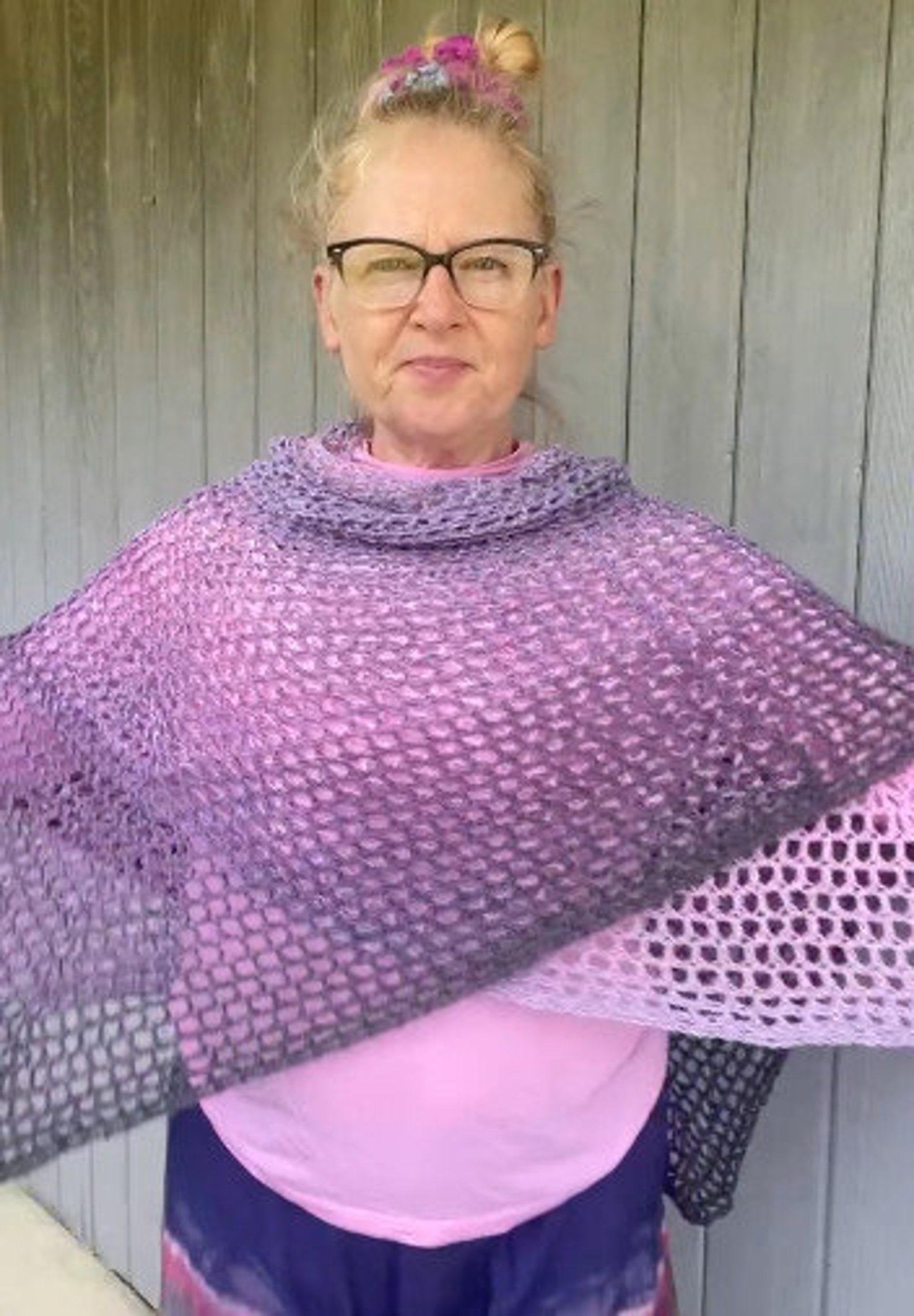 Simple Mesh Poncho Crochet Pattern - Boho Crochet Poncho Sweater Top ...