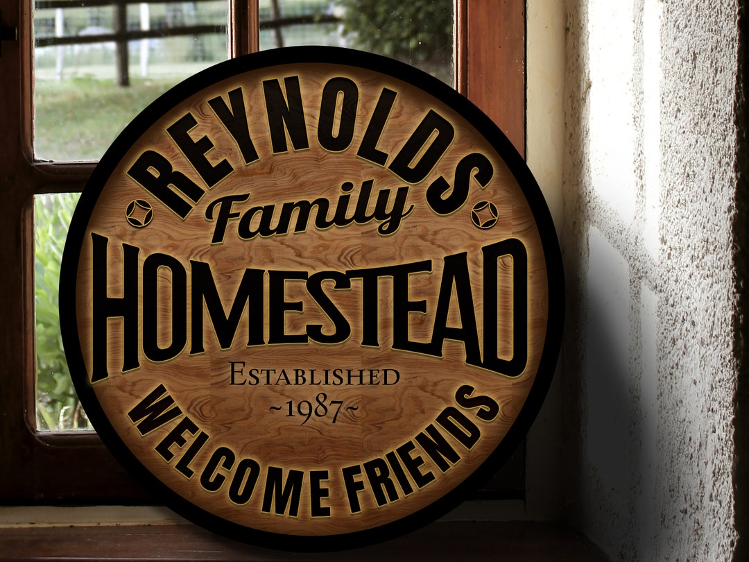 Round Wooden Homestead Sign, Personalized Homestead Sign, Farmhouse ...