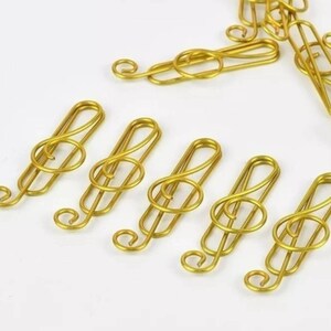 12 Treble Clef Paper Clips, Multi Coloured Musical Metal Paperclips ...