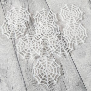 10 Plastic Spider Webs, Glow in the Dark Plastic Spiderweb Pendants ...