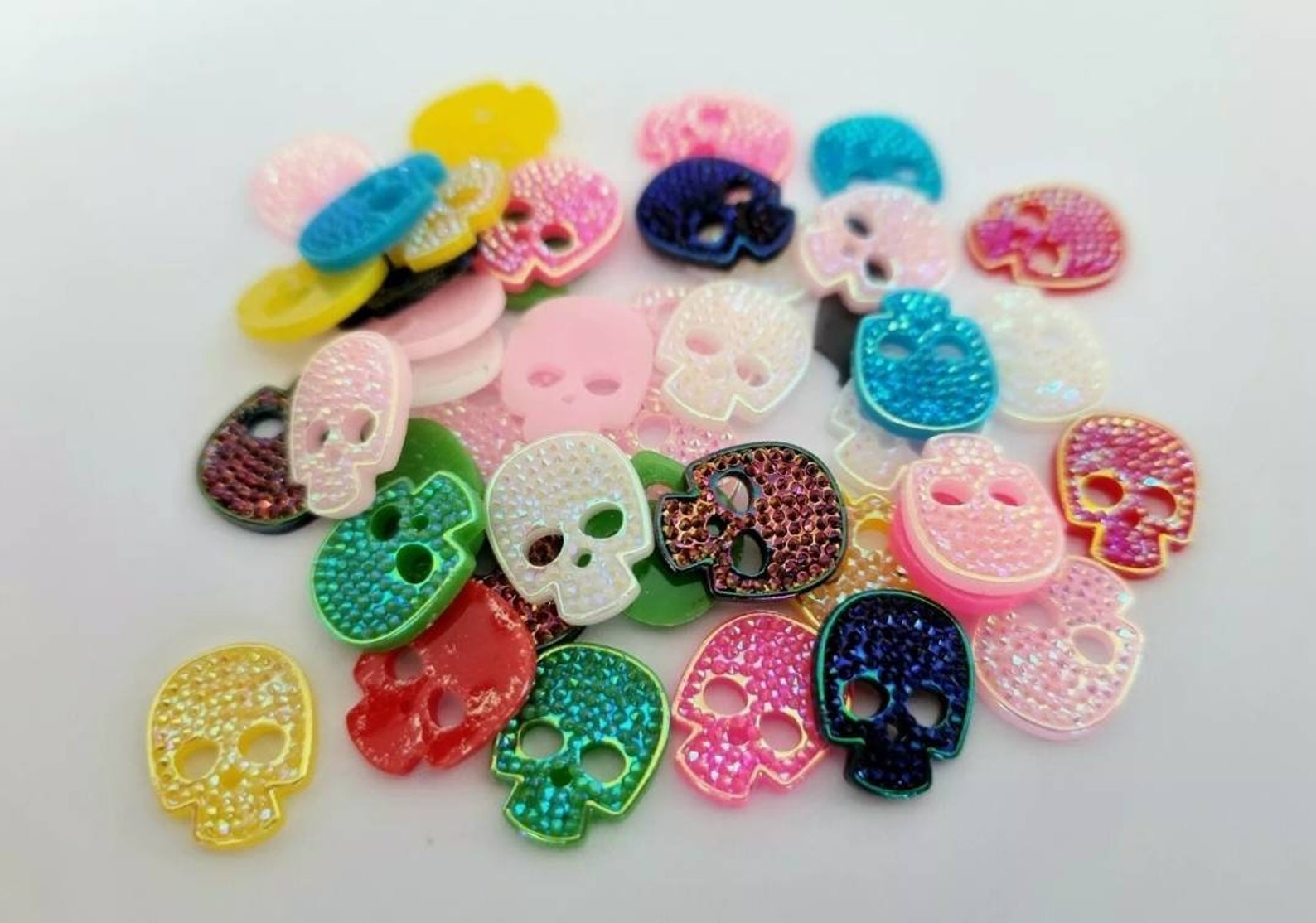 40 Skull Buttons-skeleton Head/skulls Metallic - Etsy