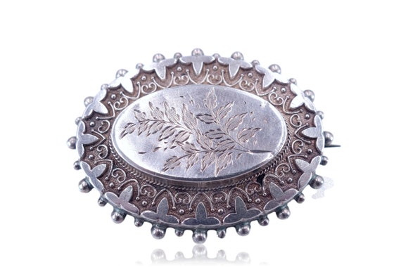 Antique Victorian 1876 Sterling Silver Oval Fern Lock… - Gem