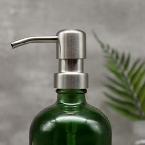 Refillable Green Glass Dispenser Bottle: Shampoo, Body Wash ...