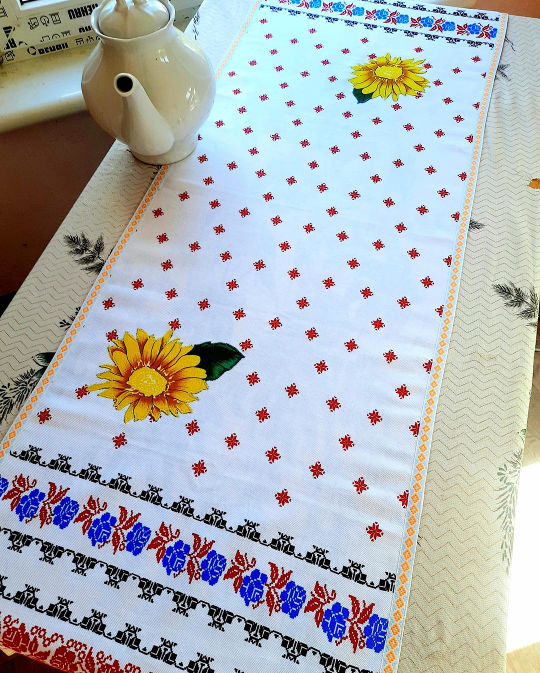 Ukrainian Table Runner With Vintage Sunflowers Holiday Party Table ...