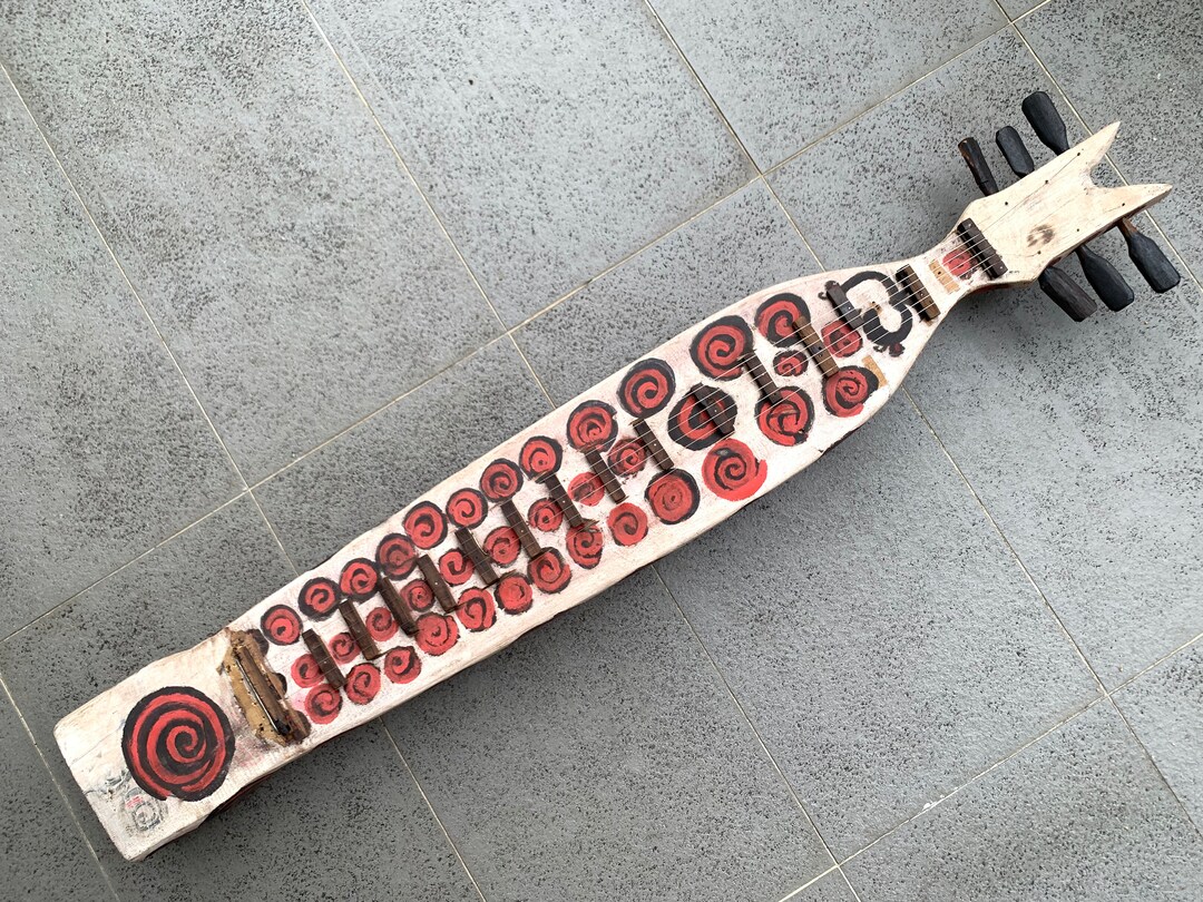 Vintage Guitar 1110mm Borneo Sape Music Musical Traditional Tribal ...
