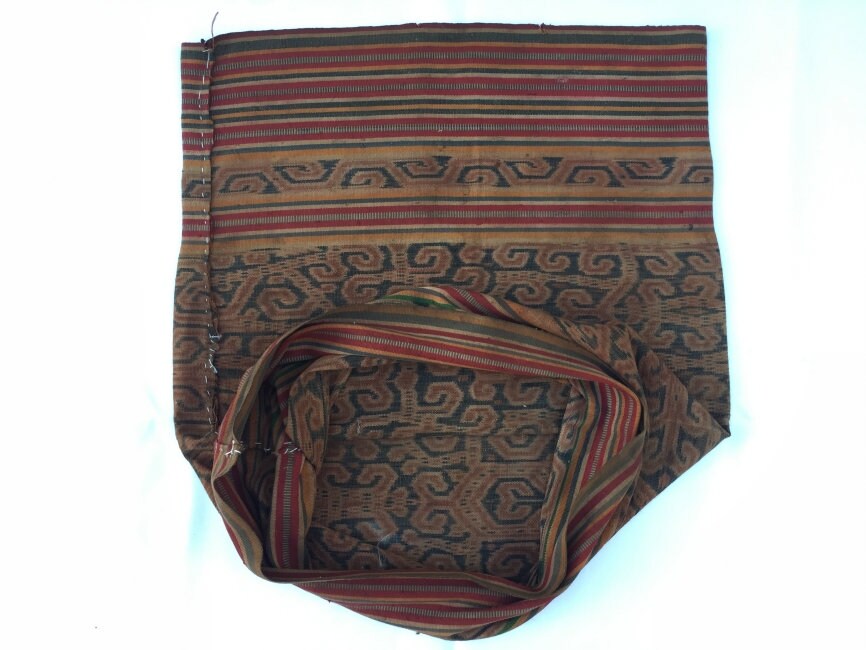 BUAH Rang JUGAH SKULL Pattern Bidang Dayak Sarong Lady Garment Skirt ...