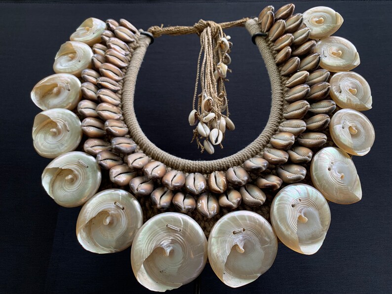Shell Jewellery (400mm on Stand) Seashell Necklace Tribal Jewelry Body ...