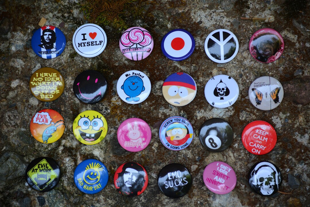 Set of 20 Vintage Colorful Tin Badges,funny Tin Pins,collectable Badges ...
