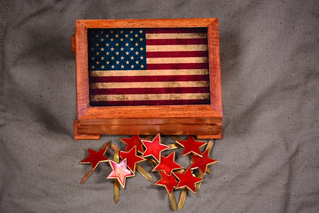 Vintage Red Star Pin in Wooden Box,set of 10 Red Stars,red Military ...
