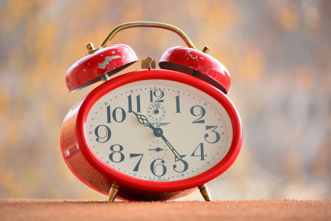 Vintage Jerger Table Clock,mechanical German Table Clock,distressed ...