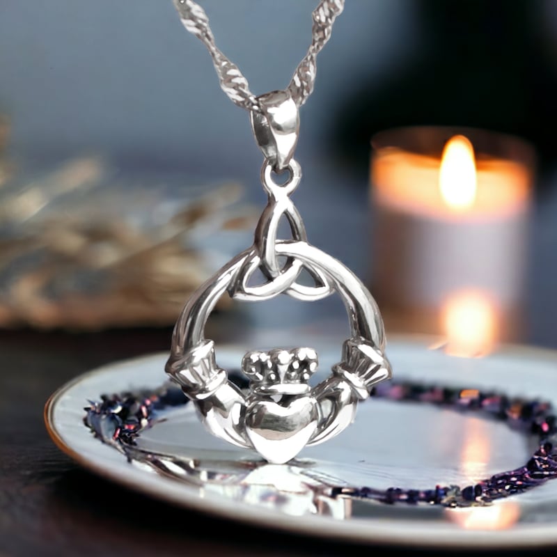 Claddagh Necklace - Etsy