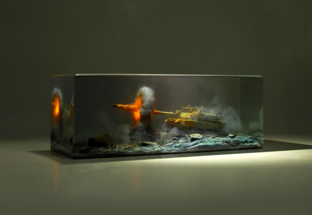 M1A2 Abrams Tank Resin Diorama Lamp, Unique Military Sculpture - Etsy