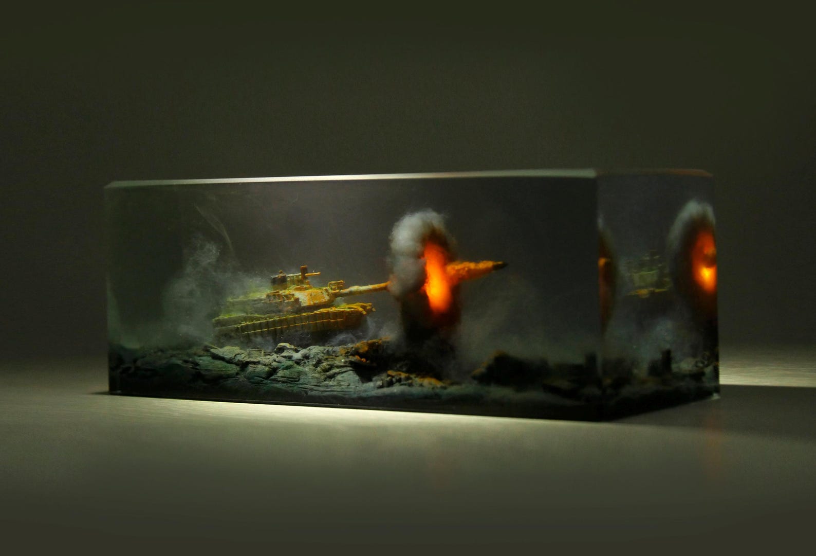 M1A2 Abrams Tank Resin Diorama Lamp, Unique Military Sculpture - Etsy