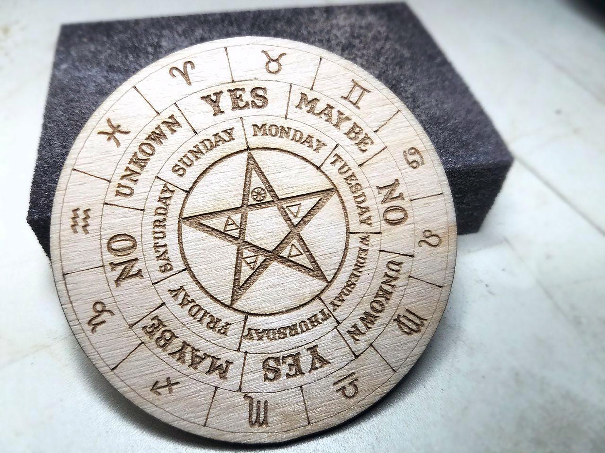 Wooden Pendulum Board With Wiccan Pentacle and Elements - Etsy UK
