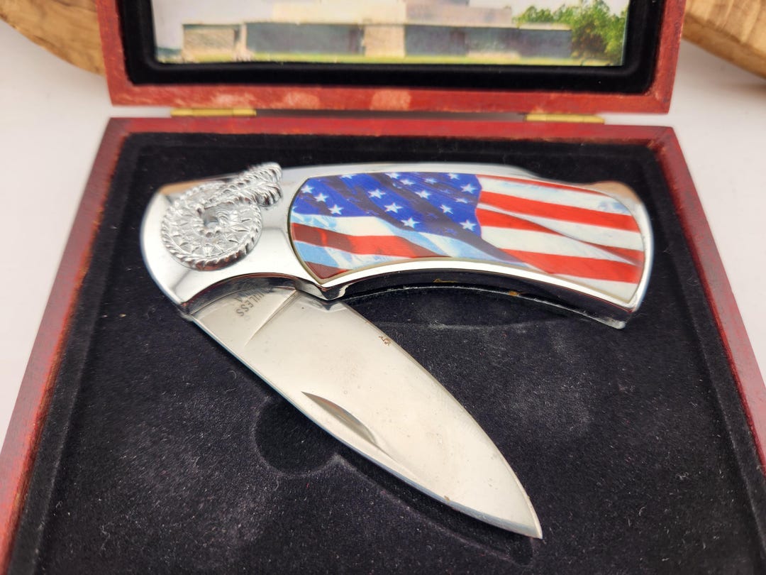 Vintage Collector Folding Pocket Knife Featuring New York City Statue ...