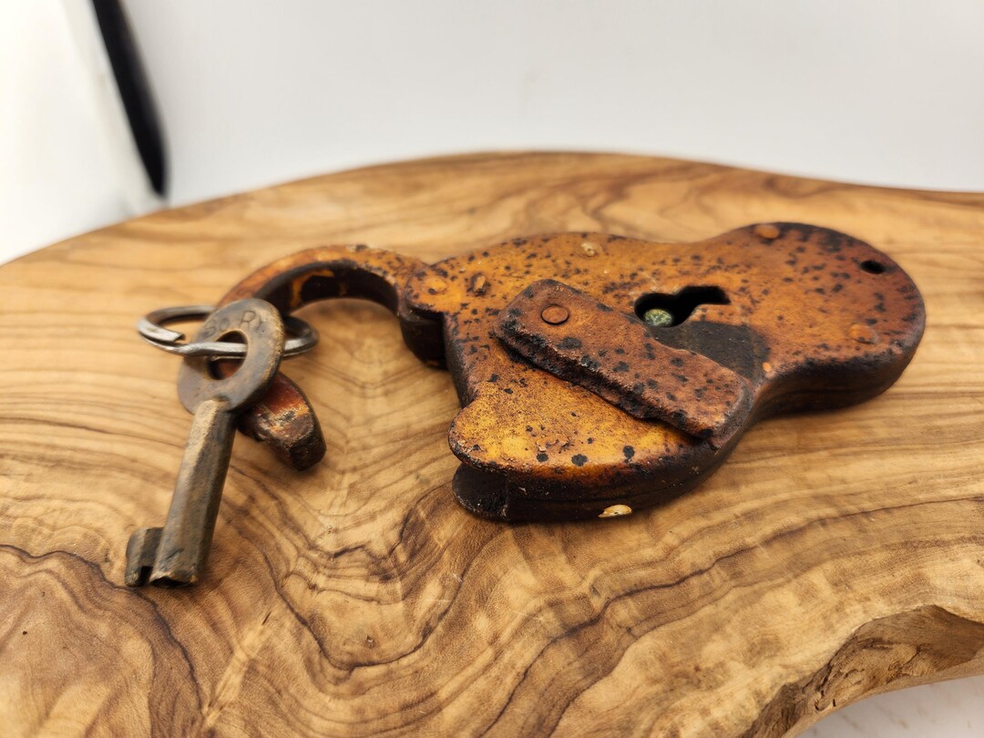 Vintage Antique Cast Iron Lock With Key - Very Rusty, However It Works ...