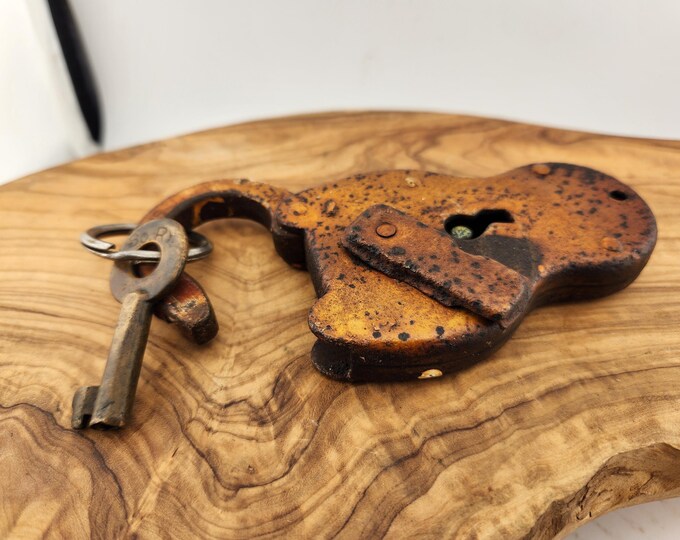 Vintage Antique Cast Iron Lock With Key - Very Rusty, However It Works ...