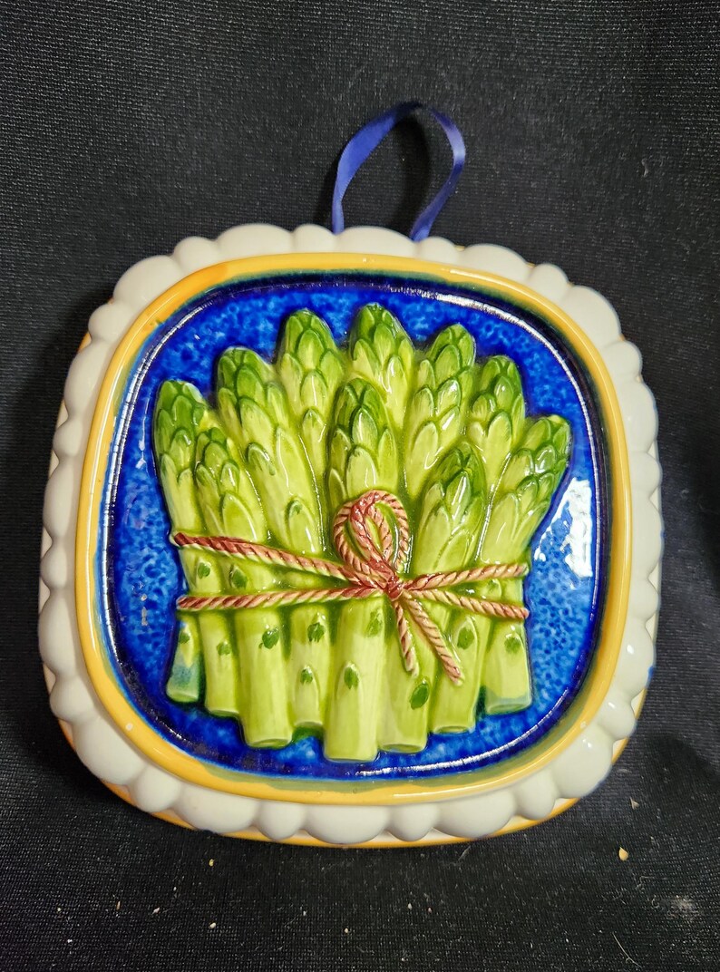 Vintage Ceramic Decorative Jello Mold - Asparagus Bundle Design ...