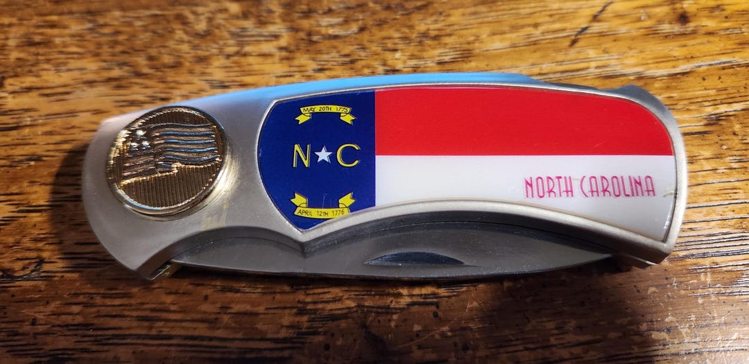 Vintage Collector Folding Pocket Knife Featuring North Carolina the Tar ...