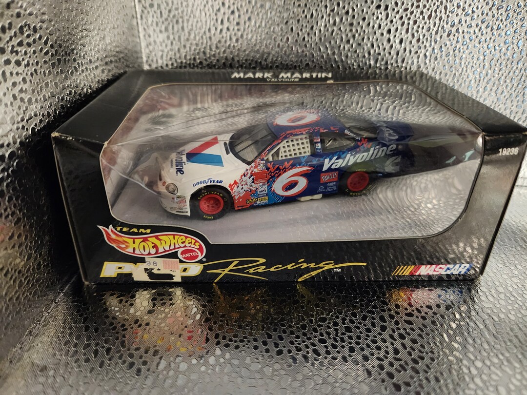 Vintage 1997 Team Hot Wheels Mattel NASCAR Mark Martin No. 6 New in ...