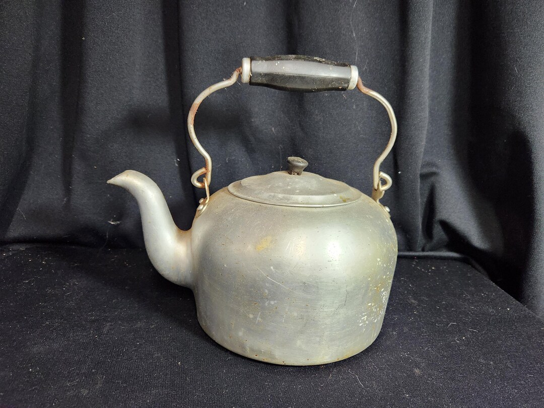 Vintage Large Aluminum Kettle - Painted Inside so Not Food Functional ...