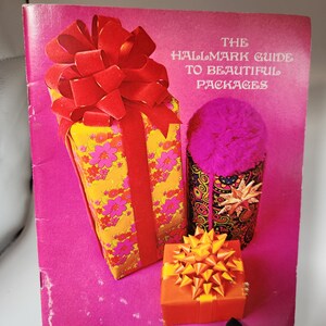 Vintage Booklet / Magazine the Hallmark Guide to Beautiful Packages ...