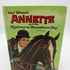 Vintage Book Called Annette and the Mystery at Moonstone Bay 1962 - Etsy
