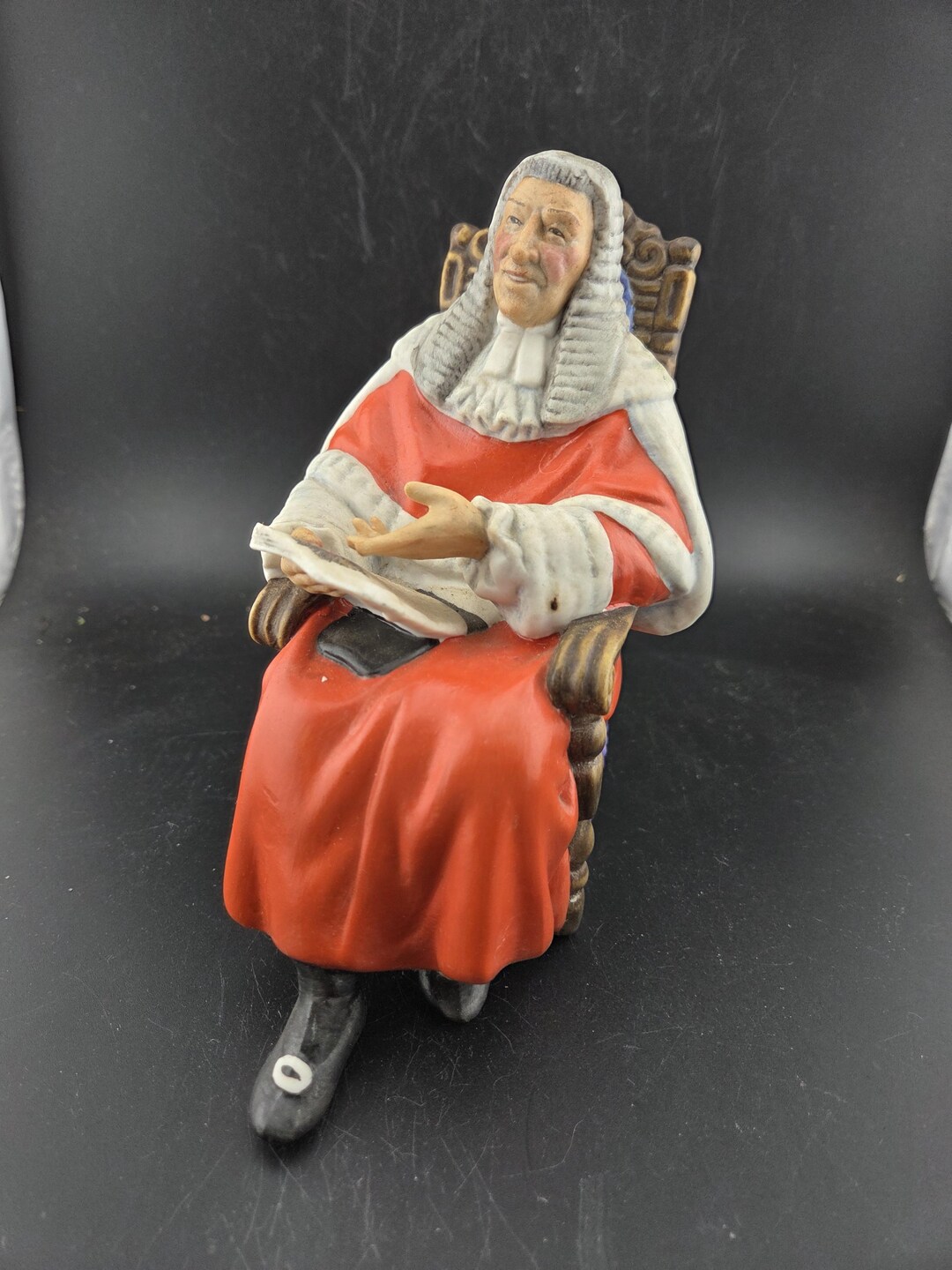 Vintage Royal Doulton Figurine the Judge HN2443 6.5" Height / Base 4.5 ...