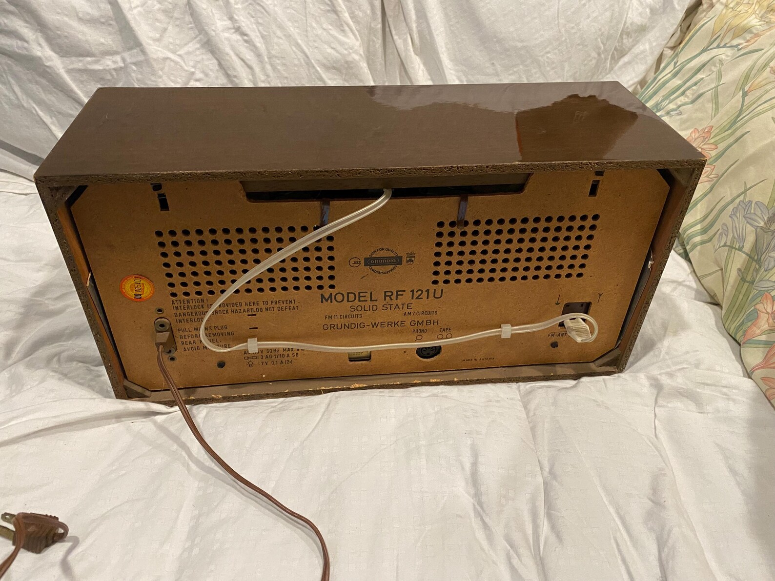 Vintage 1968 Grundig RF121U Solid State Radio Am Fm Radio - Works Great ...