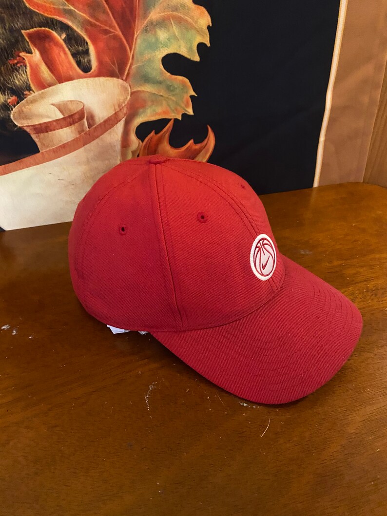 Vintage Nike Swoosh Basketball NBA Red & White Fitted Hat Cap Size 7.5 ...