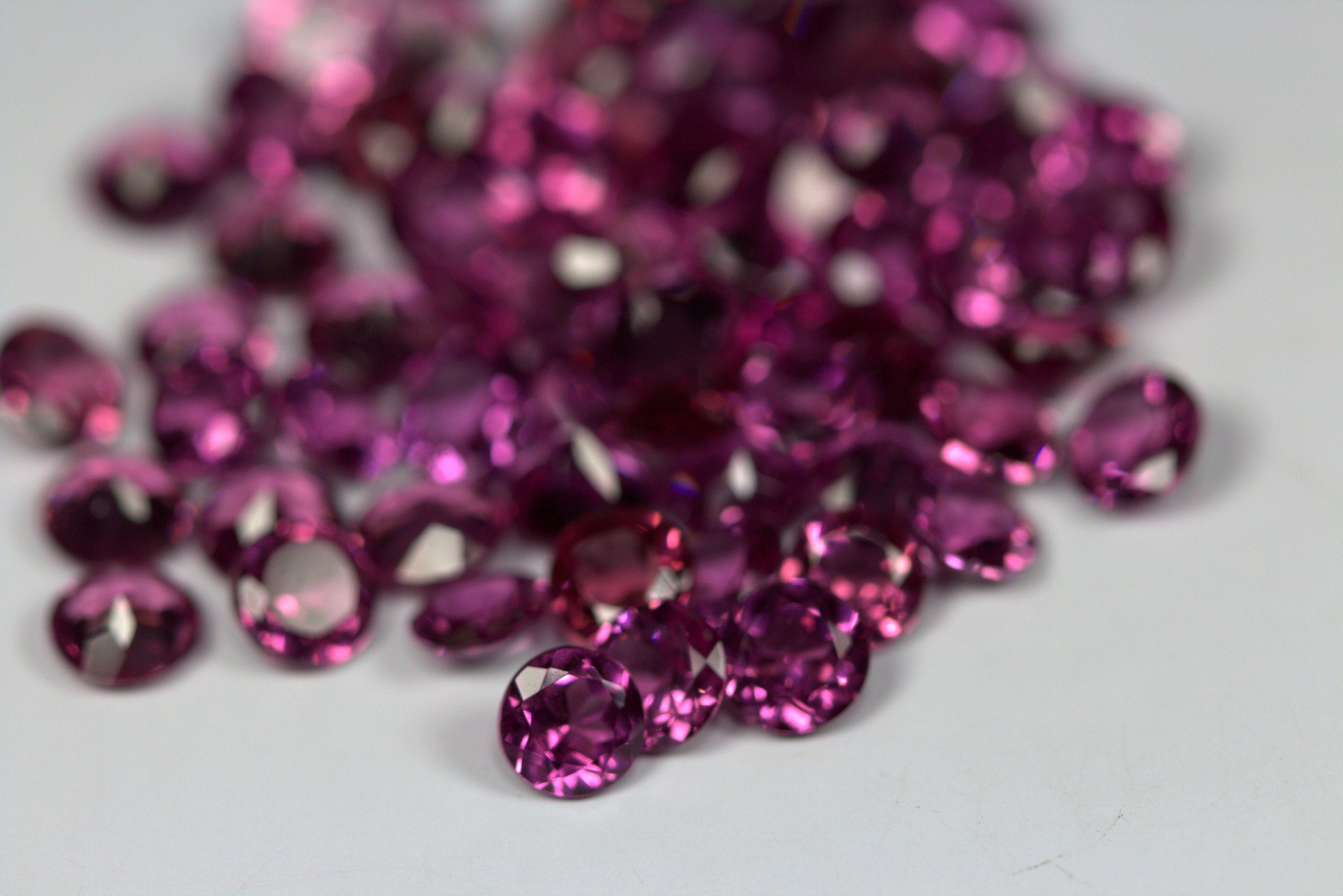 Light Shade Rhodolite Garnet Faceted Rounds. 3 Mm 5 Mm Size. - Etsy