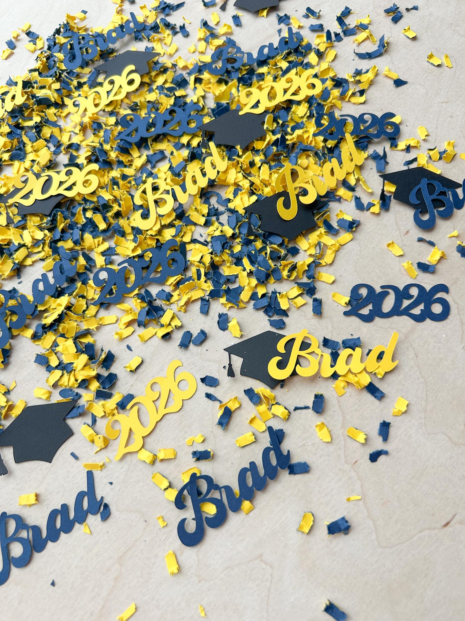Personalized Graduation Confetti: Grad Decor Custom School Colors ...