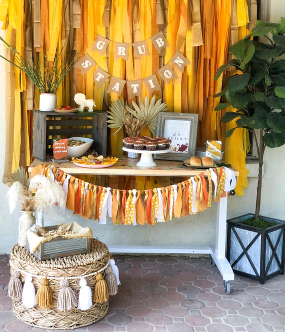 Orange Party Decor