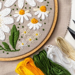 Hand Embroidery Pattern DAISY FIELD - Etsy