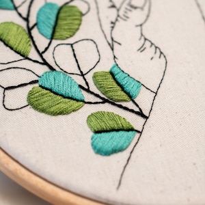 Hand Embroidery Pattern - HOLDING HANDS, Beginner Level, PDF Embroidery ...