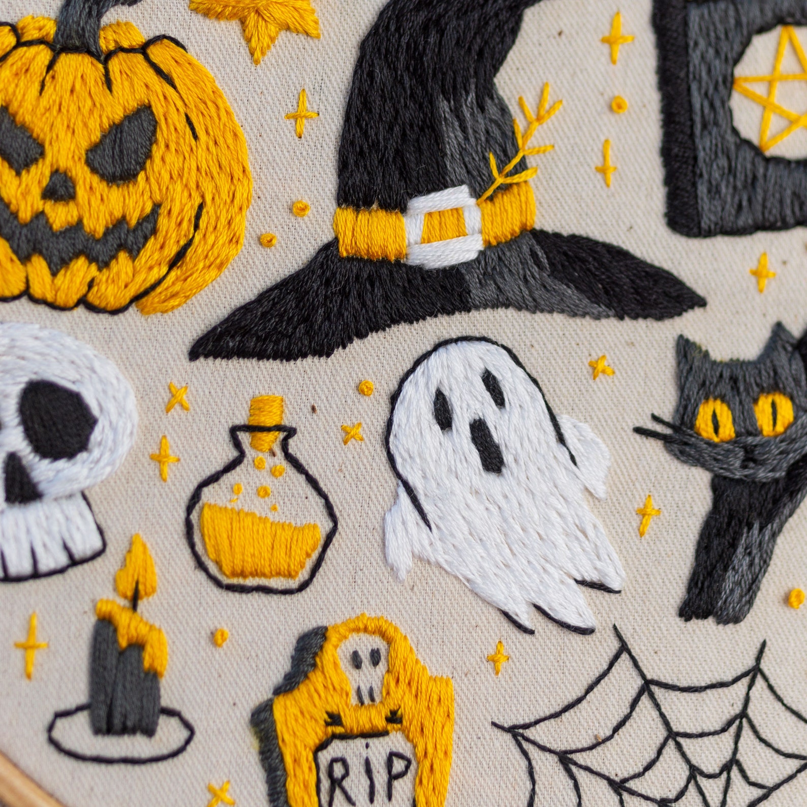 Hand Embroidery SPOOKY NIGHT PDF Pattern Beginner Friendly - Etsy