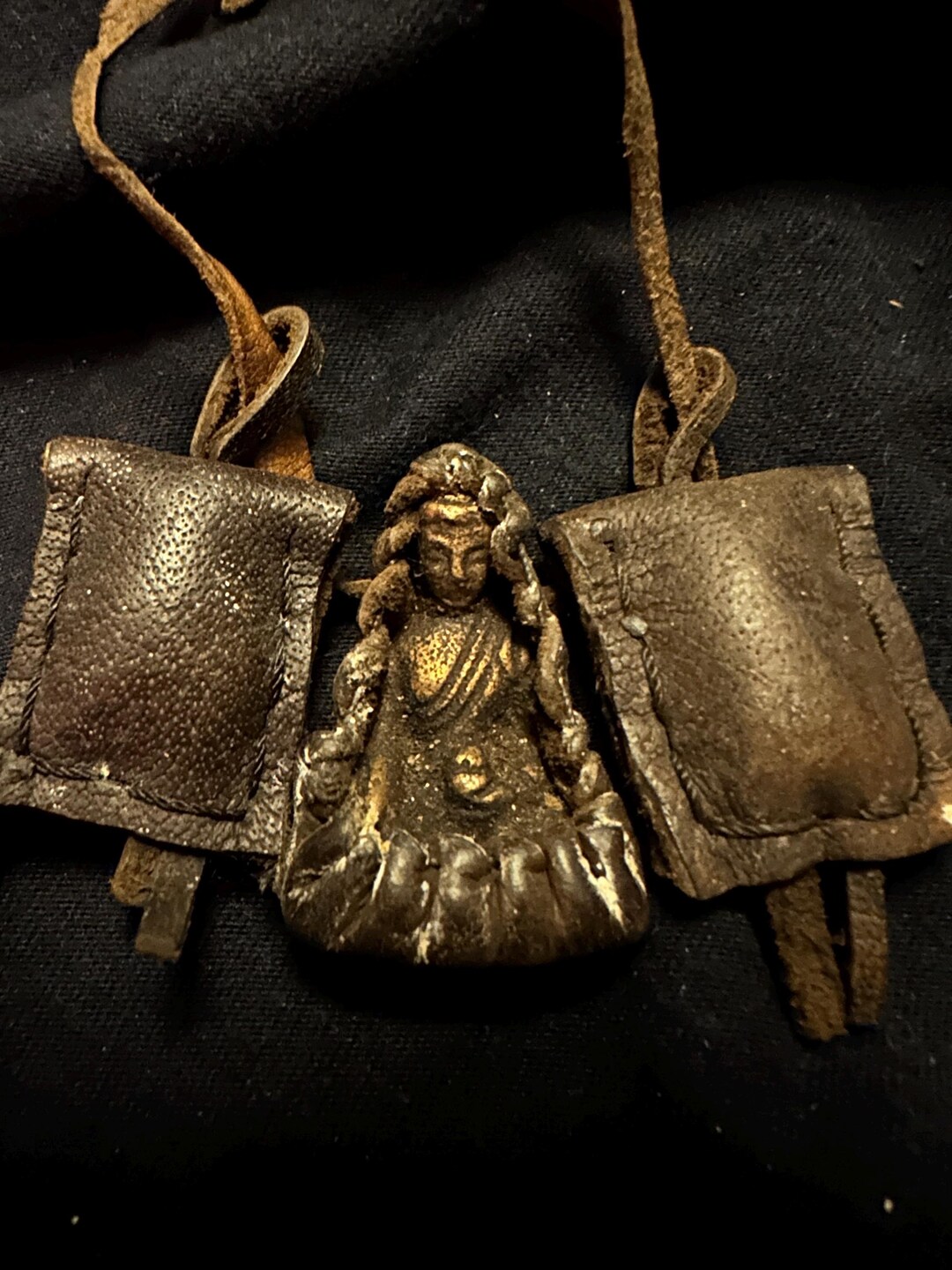 Vintage Traveling Amulet, Buddhist Protection Amulet, Buddha Pandent ...