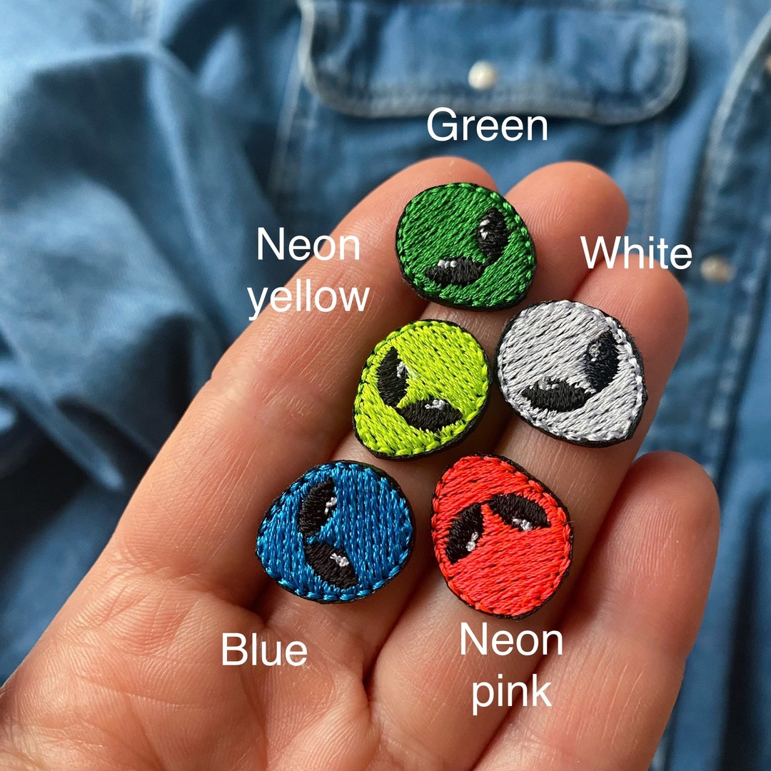 Tiny Alien Heads Iron on Patch for Clothes Decor, Set of Patches for ...