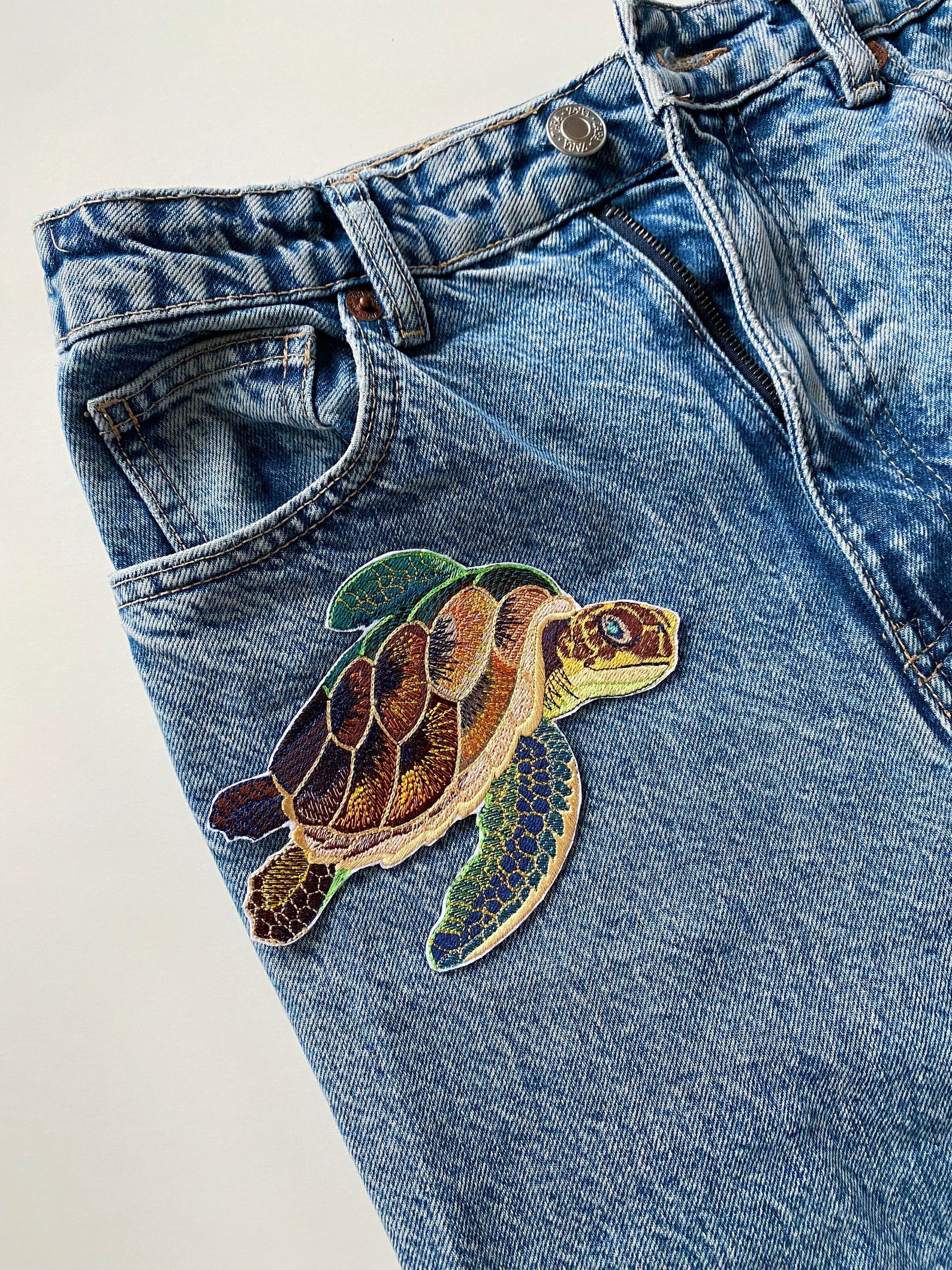 Sea Turtle Embroidered Patch: Iron on Applique, Ocean Creature Badge - Etsy