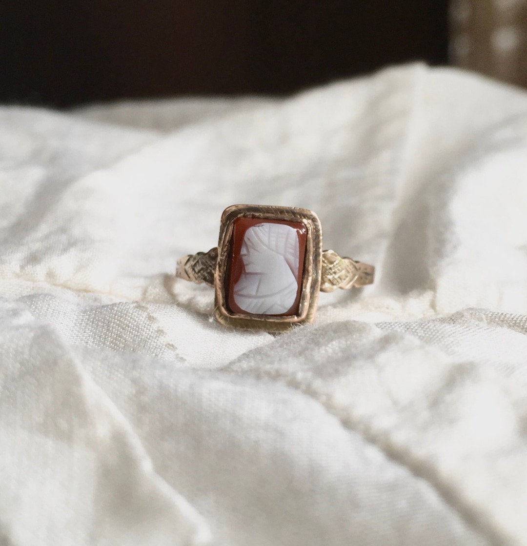 Antique Cameo Ring. 10k Gold Petite Shell Victorian 1800s Carvings Size ...